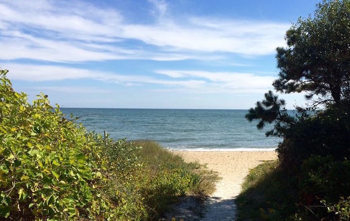 3br Modern Home 5 Star, Walk2 Priv Beach, Mktplace - Martha's Vineyard, MA
