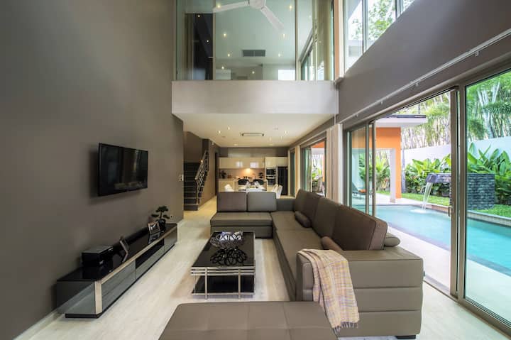 Villa 10 - Phuket district, Thailand