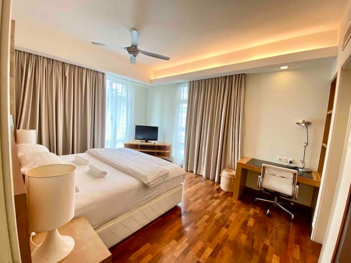 Klcc Super King Bed Apartment Jalan Perak, Klcc - Kuala Lumpur