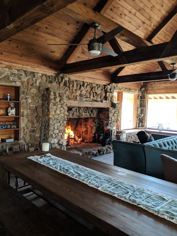 Tuscan Villa: Bride's Dressing Room, Fireplace - Dawsonville, GA