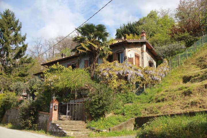 Villa Colonica Antica, Sito Panoramico Di Metato - Camaiore