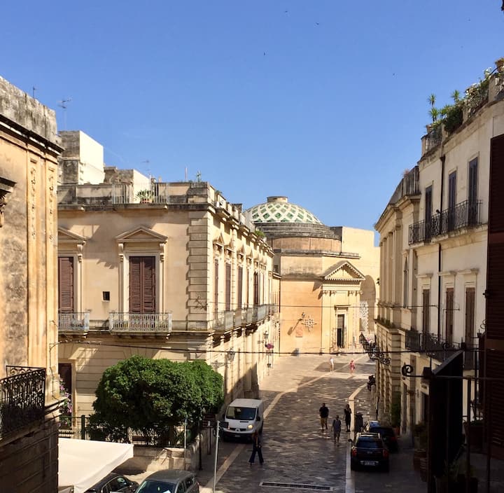 Bed&baroque Apartment, Historic Center Of Lecce - Lecce