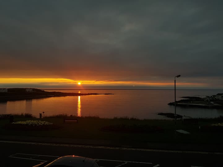Spacious Portballintrae Apartment, Amazing Views. - Portballintrae