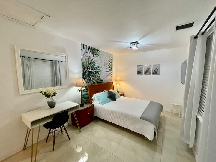 🏡 Apt 1-bedroom With Private Entry & Free Parking - Coral Gables, FL