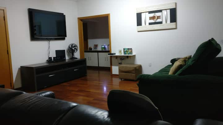 Suite Privativa Com Varanda E Garagem. - Piracicaba