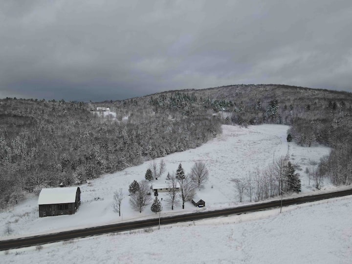 Mountain-view Cottage (Citq 308612) - Jay, VT