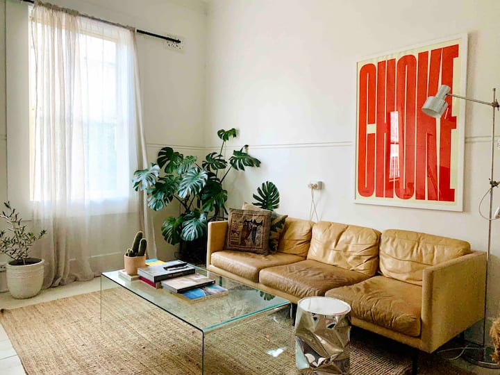 Characterful 3-bedroom House In Heart Of Newtown - Burwood