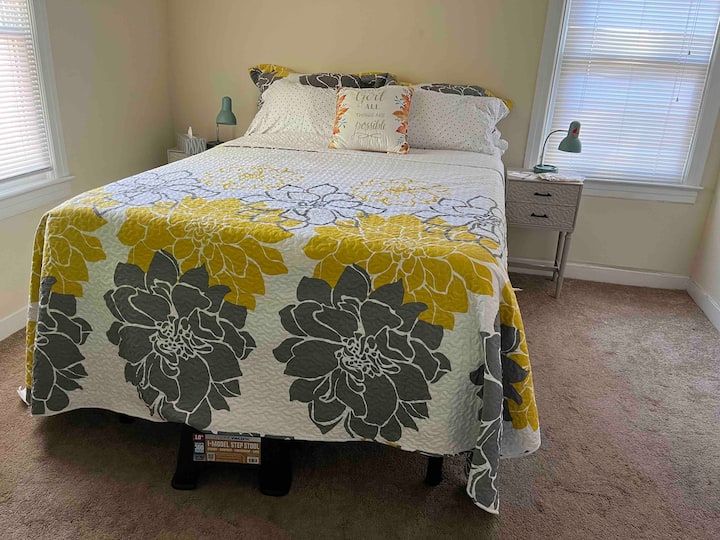 Single Room - Tuscaloosa, AL