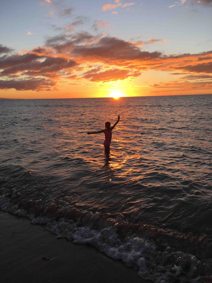 Incomparable Maui Sunset Condo, Includes All Taxes - Kihei, HI