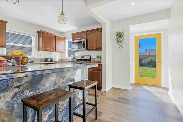Charming 3bd House-10min Drive Downtown San Diego - Chula Vista, CA