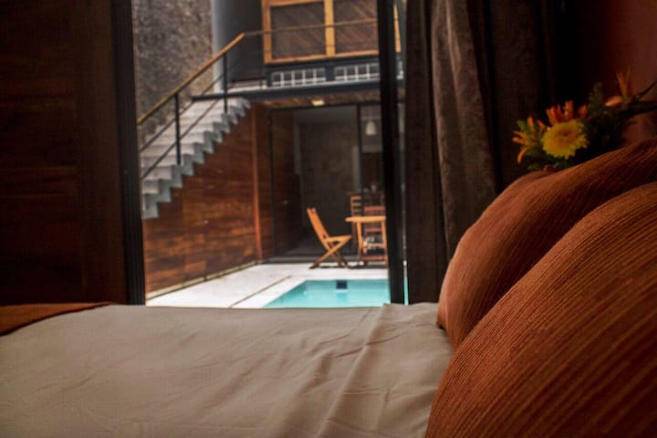 Colonial And Modern House In The Heart Of The City - Valladolid