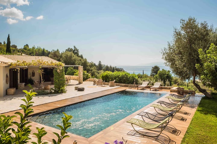 Saintjeanvillalourdata - Cephalonia