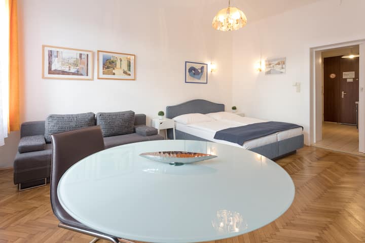 Nettes Und Preiswertes Apartment Für 3 - Wenen
