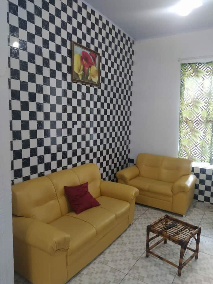 Casa Com Piscina E Sinuca - Guaratuba