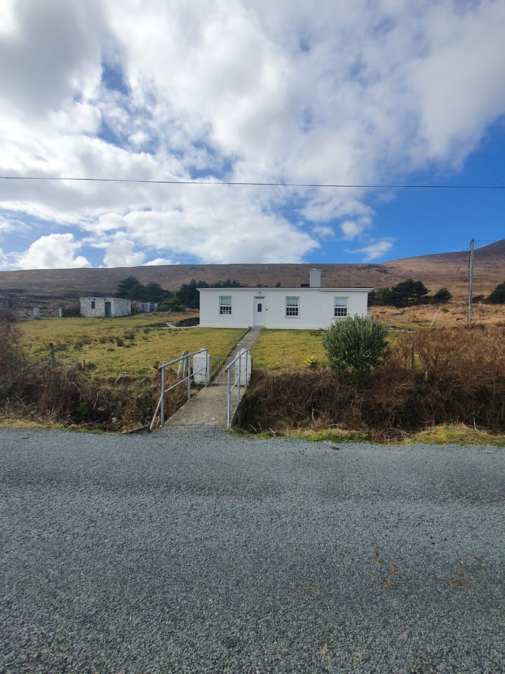 Mary's Bridge Cottage, Dooega - Achill Island