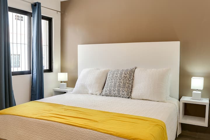 King Bed, Kitchen, Fiber Wi-fi, Ac, Rooftop - Playa del Carmen