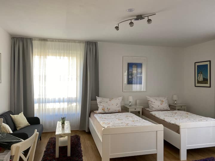 Apartment Mit Balkon In Essen/kampstr.9 /1 Etage - Essen