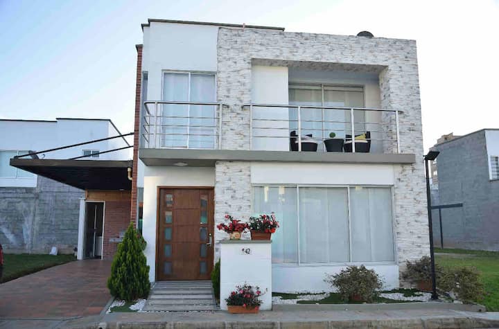Hermosa Casa En Condominio, La Ceja Antioquia - La Ceja