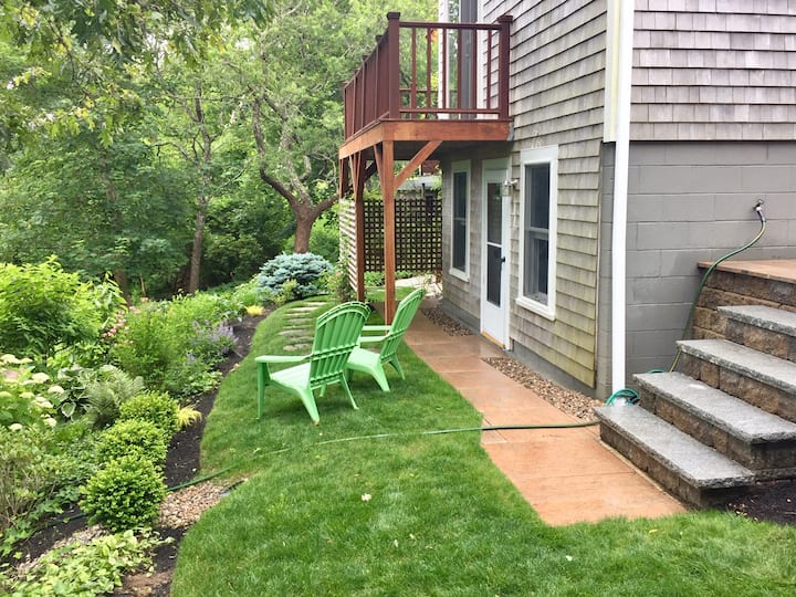 Jardin De La Mer - Chatham, MA