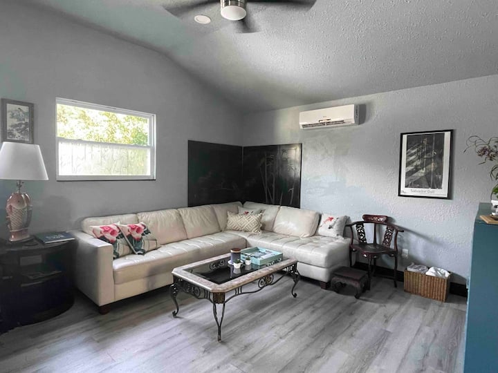 New 1-br House In Historic Uptown St Pete- Downtow - St. Petersburg, FL