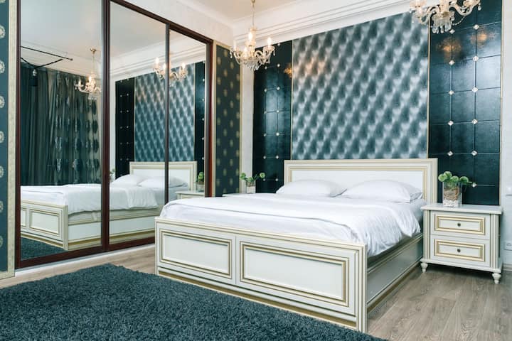 центр Киева Майдан Крещатик ул Костельная - Kyiv