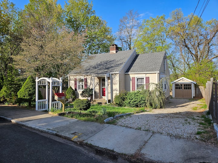 The Outerthere House - Connecticut