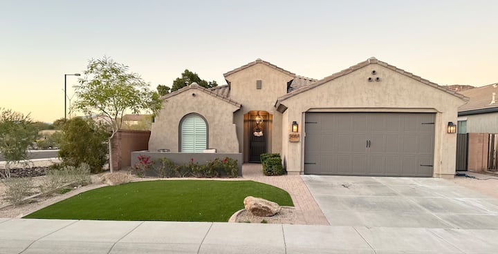 Beautiful Luxury Peoria Home - Peoria, AZ