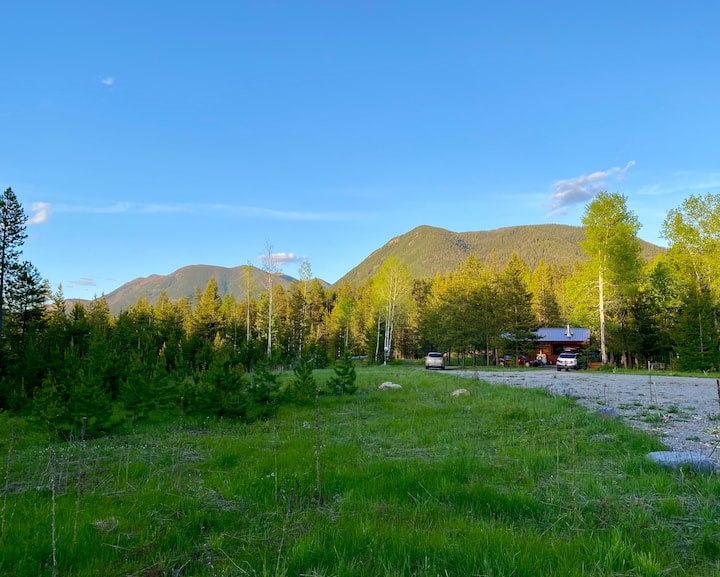 Rv Parking, 7 Miles From Glacier - Montana
