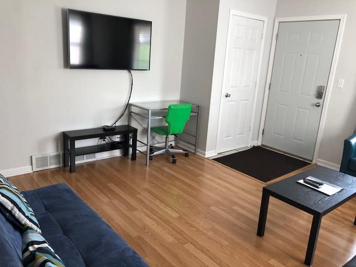 Unit 8 - 4229 Harrison Ave - Close To Interstate20 - Rockford, IL