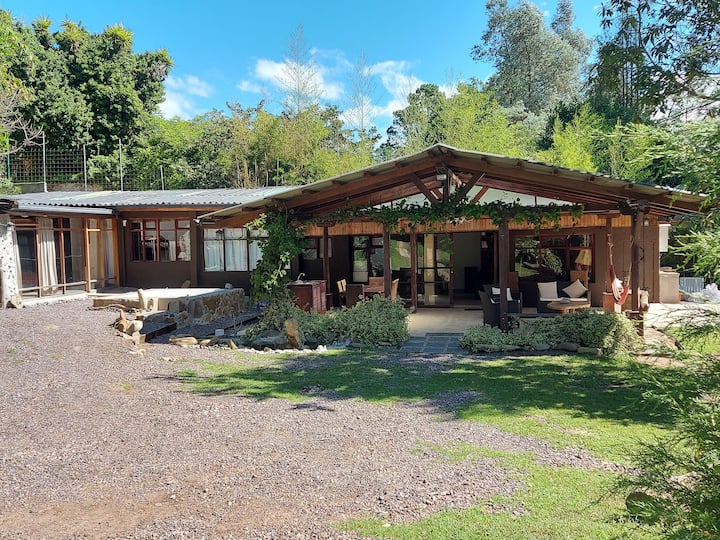 Casa De Piedra - Quito