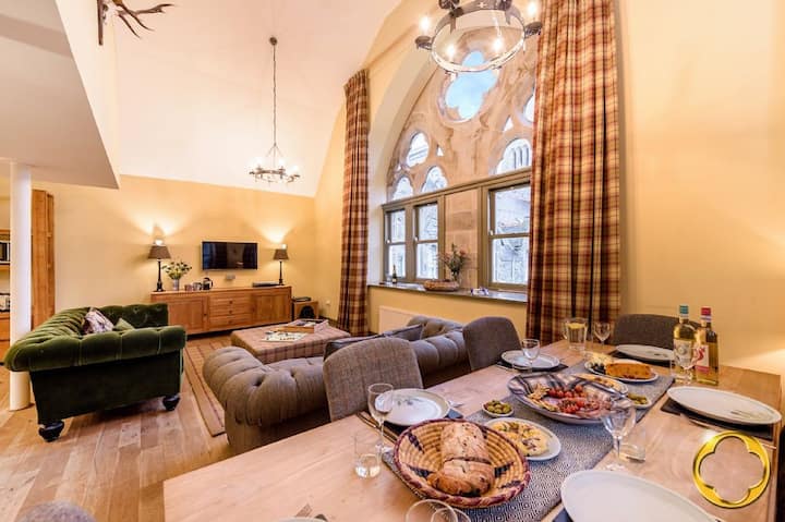 Aberarder Vacation Rentals & Homes - Scotland, United Kingdom | Airbnb