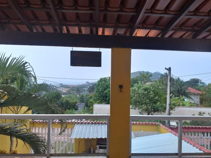 Casa Agradável Com Estacionamento Praia De Setiba - Guarapari