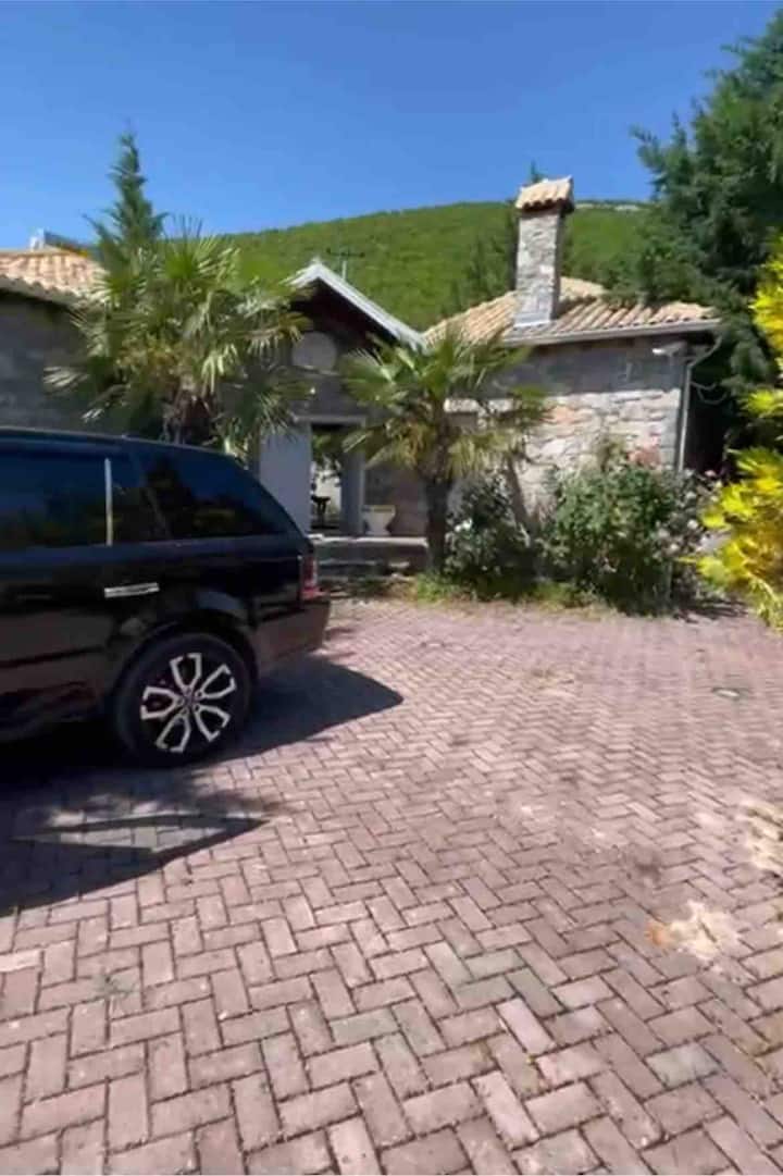 Secluded Lakeside Villa With Private Road! - Lake Ohrid