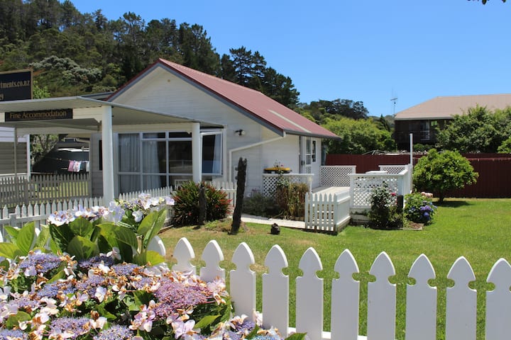 Garden Studio ~ Coromandel Township Centre - Coromandel