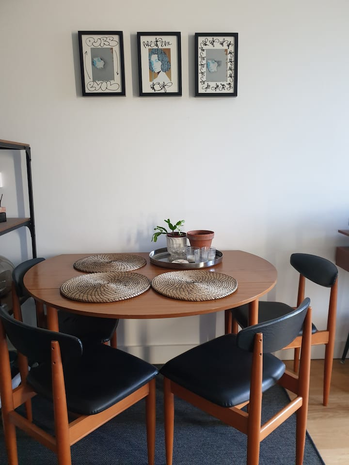 Immaculate Balcony Flat - Croydon, UK