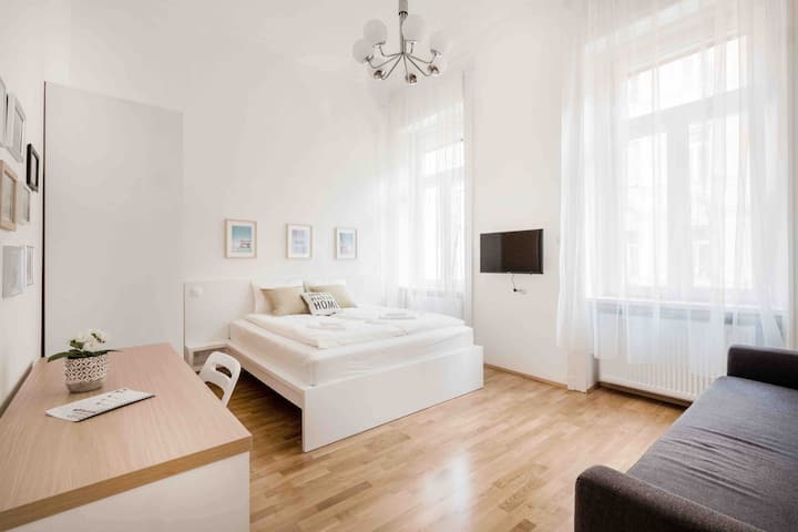 Kertész Apartments 2a(2ac,2bathr,2bedr) - Sziget Festival