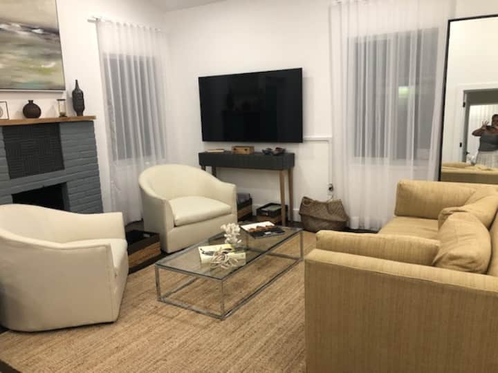 Mayu's House  5 Brickell, 10 Wyndwood, 20 M Beach - Miami, FL