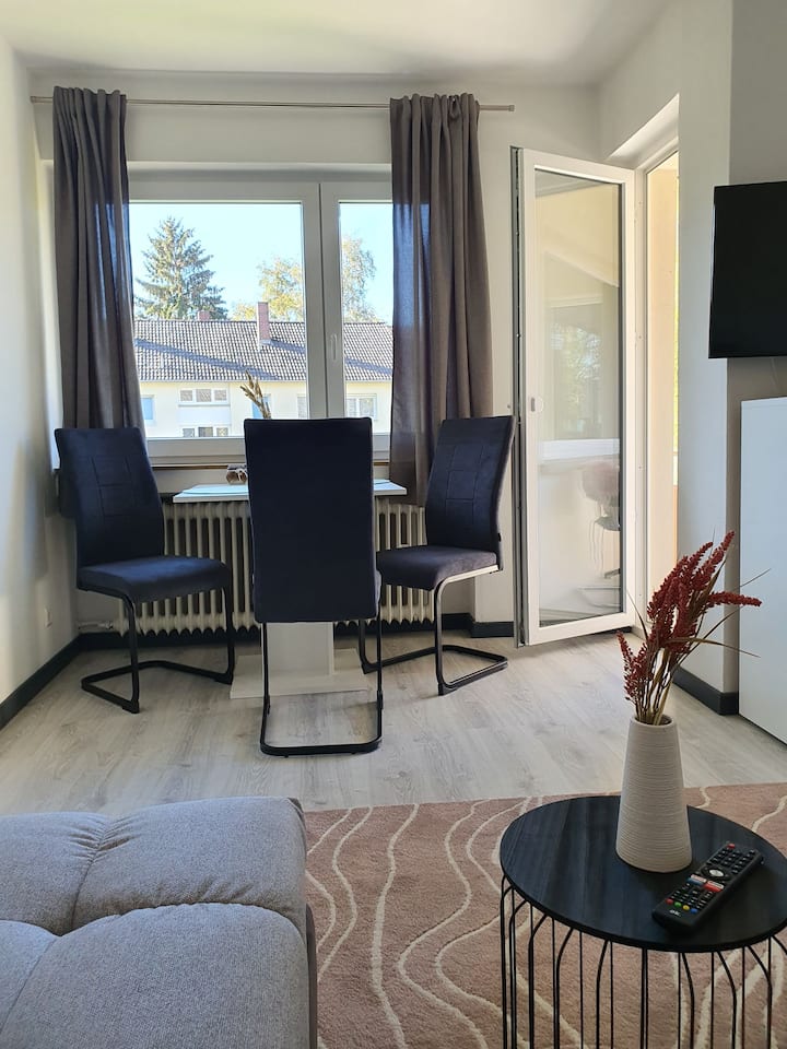 H21: Modernes 2-zimmer Stadtnahes Apartment - Unterkirnach