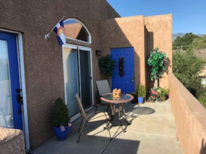 Primo Broadmoor Loft! Great Location! Views! #301 - Colorado Springs