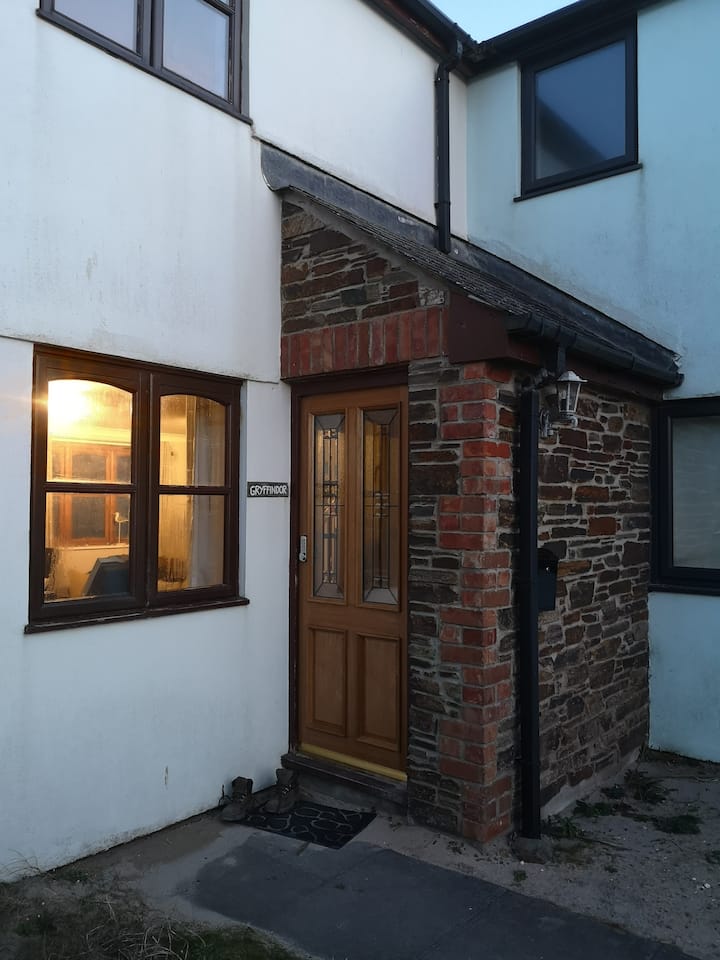 Gryffindor Beachside Cottage - Porthtowan
