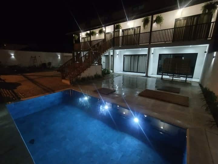 (8) Maresias Flat Inteiro 2 Quartos Aceito Até 8 - São Sebastião