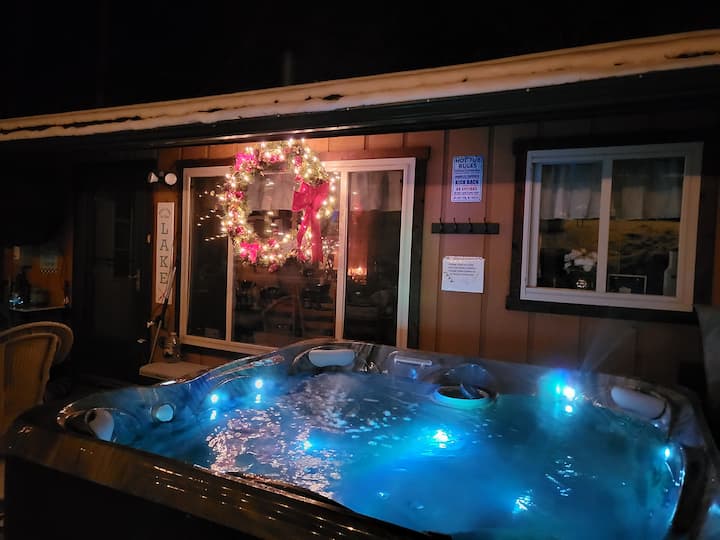 Cozy On Lake Shore 1 - Deep Creek Lake, MD