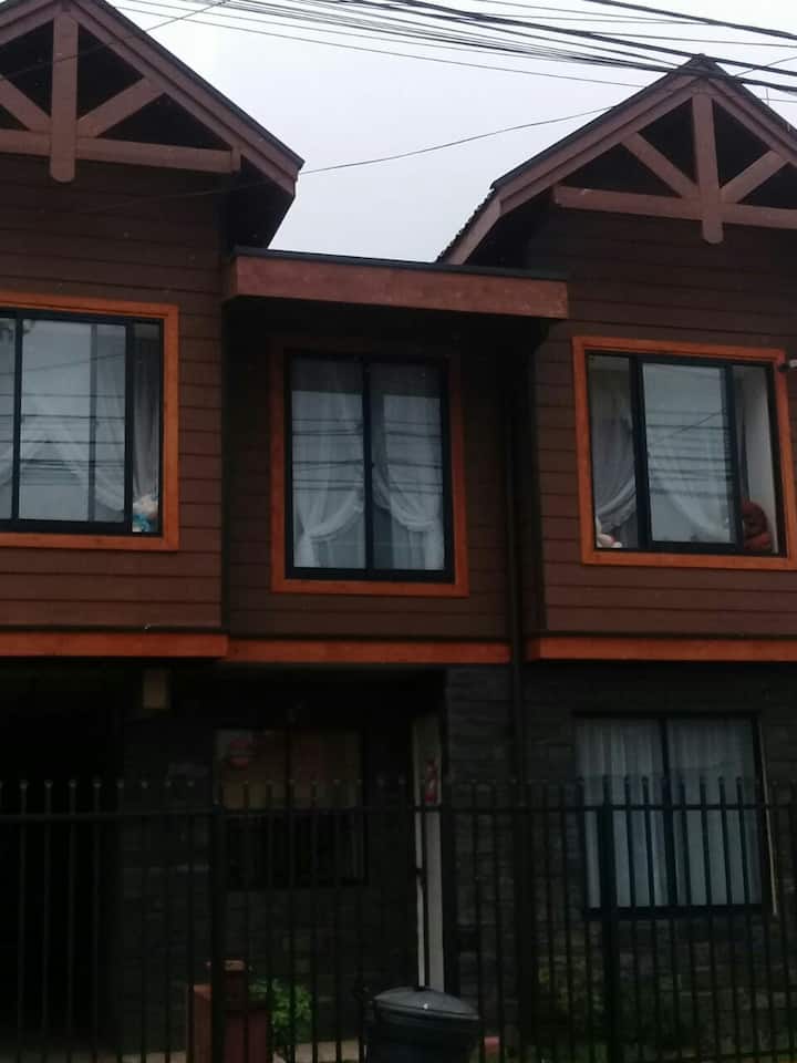 Arriendo Casa Por Dia En Villarrica. - Villarrica