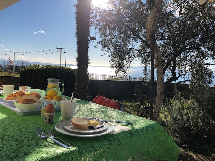 Apartment With Stunning Sea View & Garden - Rijeka