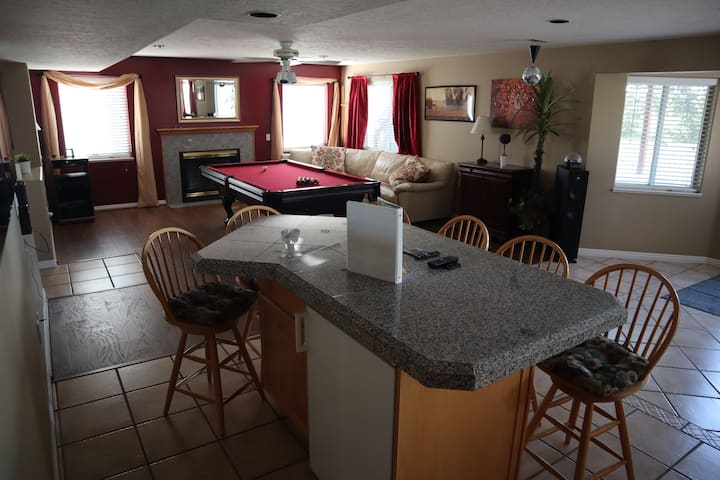 Spacious, Classy, Comfy Private Basement Apartment - Salt Lake City, UT