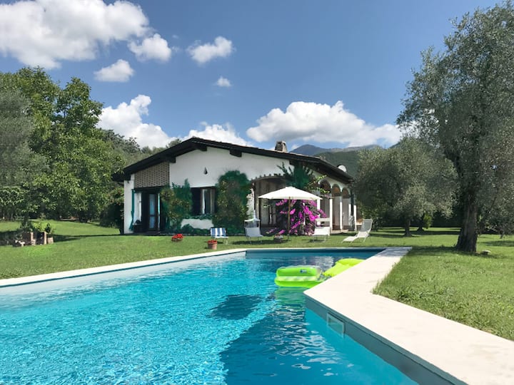 Villa Panorama, Swimming Pool And Spectacular View - Lombardy