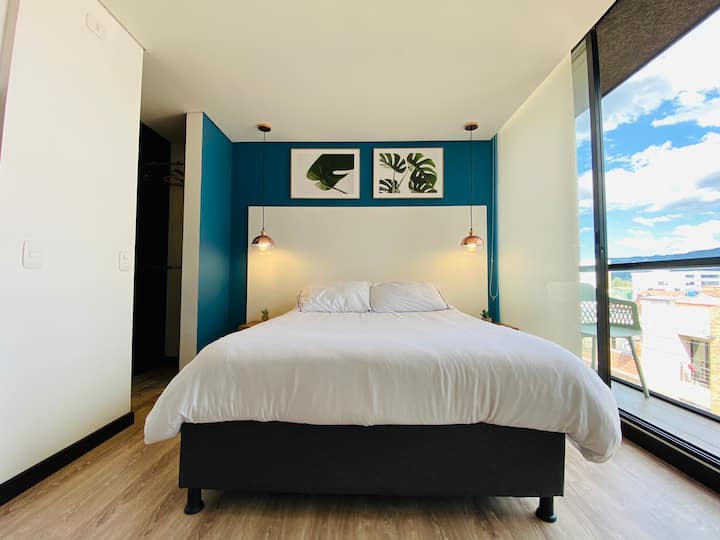 Lindo Apartamento Con Balcón, Gran Ubicación, - Chía