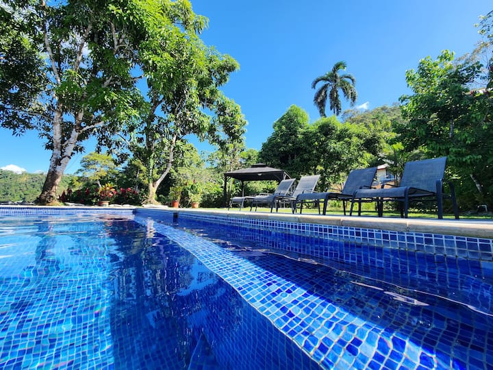 Lovely Cloud Forest Stay With Ocean Views - Costa Rica