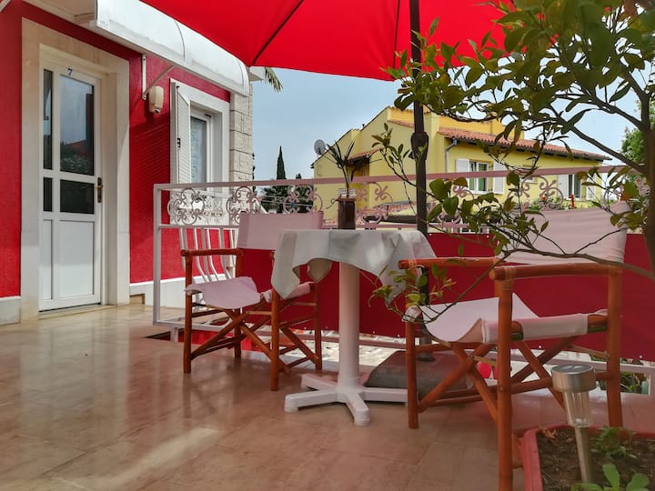 Cozy Studio For Two Near The Sea - Orsera