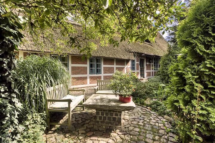 Ferienwohnung Altes Land // Garten Apartment - Jork